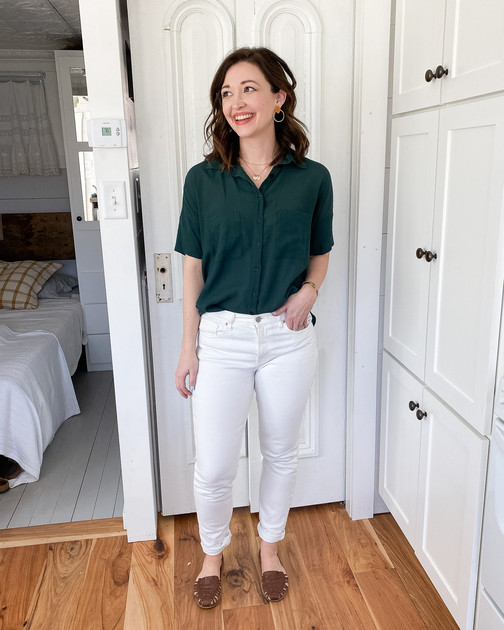 How to Wear an Oversized Button-Up - Ashleigh Becker